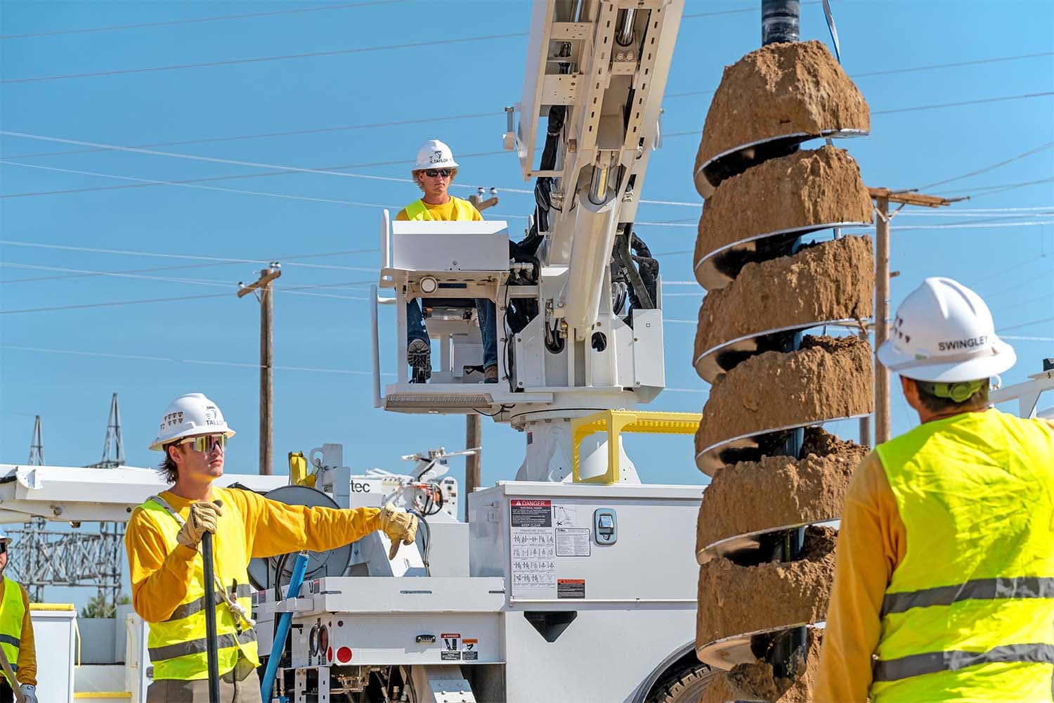 Electrical Lineworker Program 2025 2026 Program Catalog | NLC